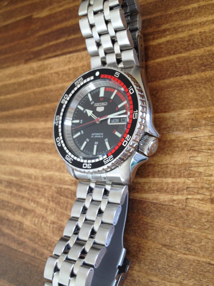Speed Racer - SEIKO 5 .club