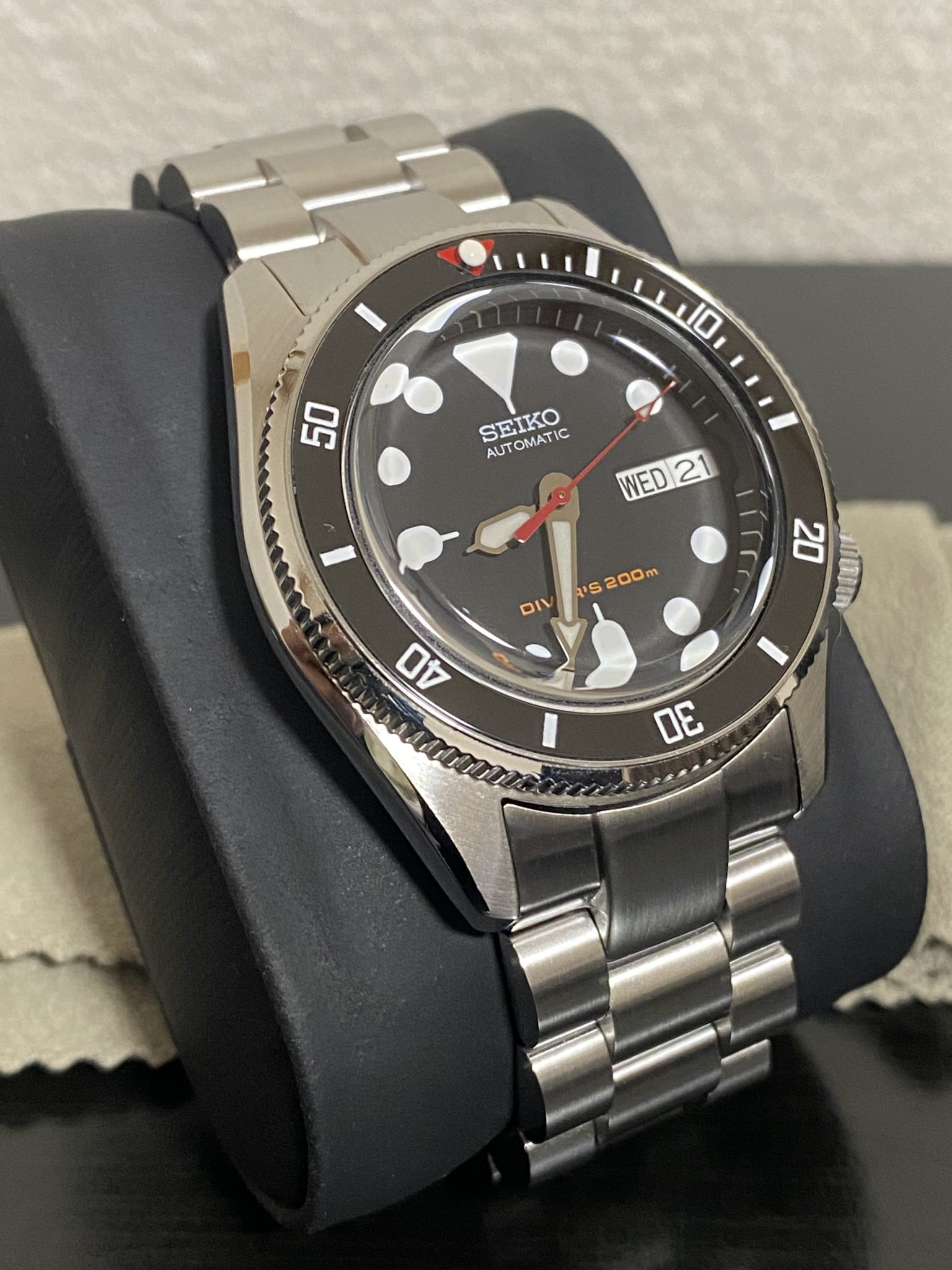 SEIKO SKX013 シンプルカスタム 完成形 - SEIKO 5 .club